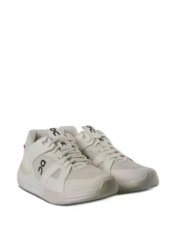 On The Roger Clubhouse Pro Trainers