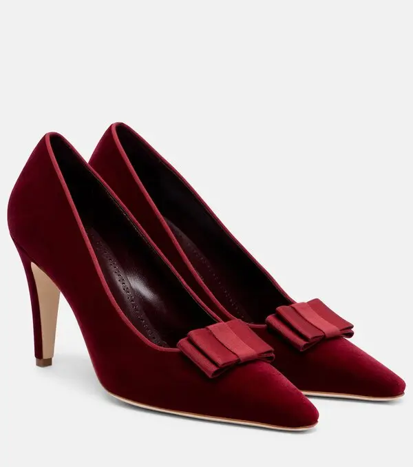 Manolo Blahnik Velvet Pumps With Bow Detailing