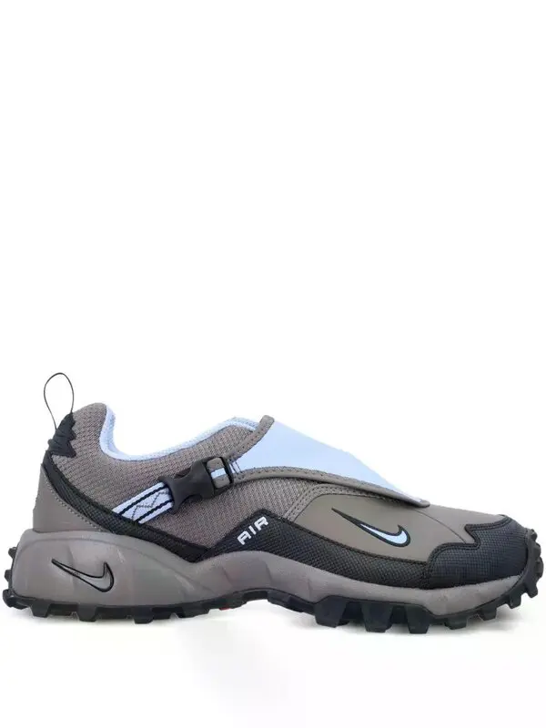 Nike Phassad Slip-on Sneakers