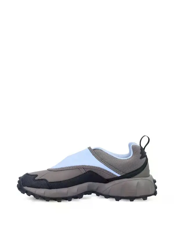 Nike Phassad Slip-on Sneakers