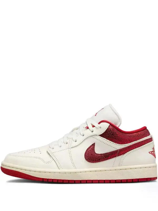 JORDAN Low-top Leather Trainers - White