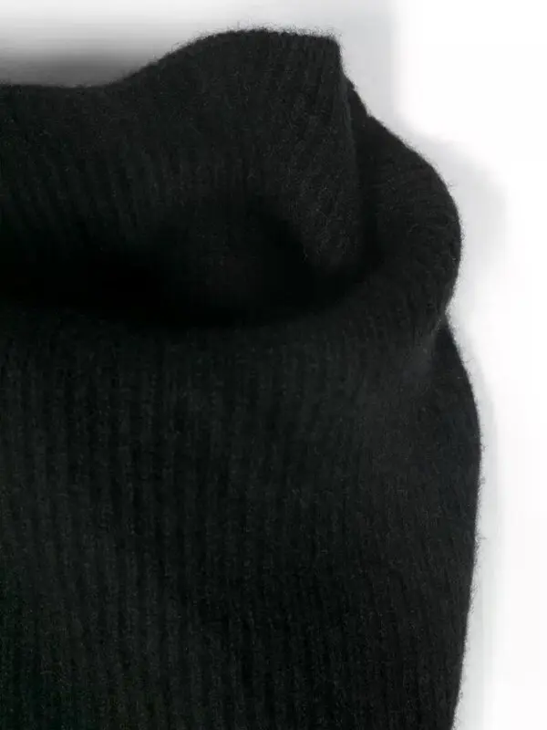 TOTEME Ribbed Cashmere Neck Warmer