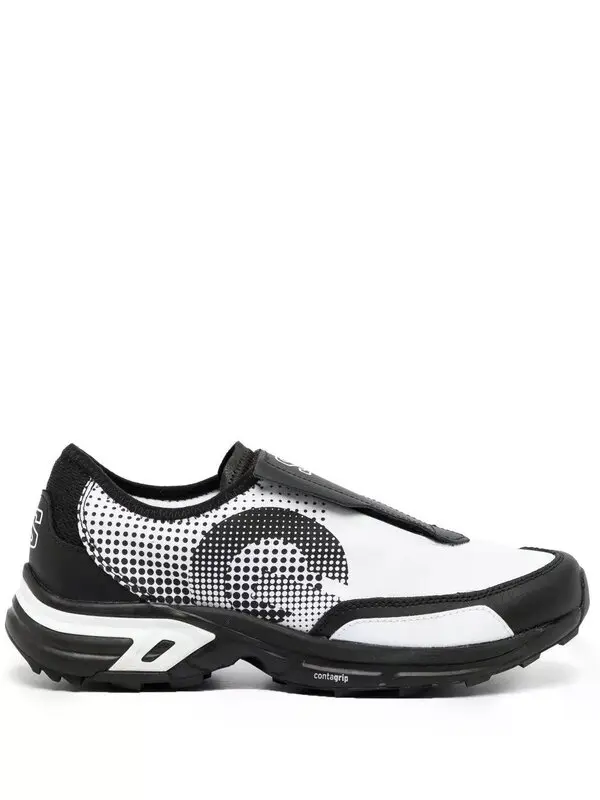 CDG X Salomon Sr901e Low-top Sneakers
