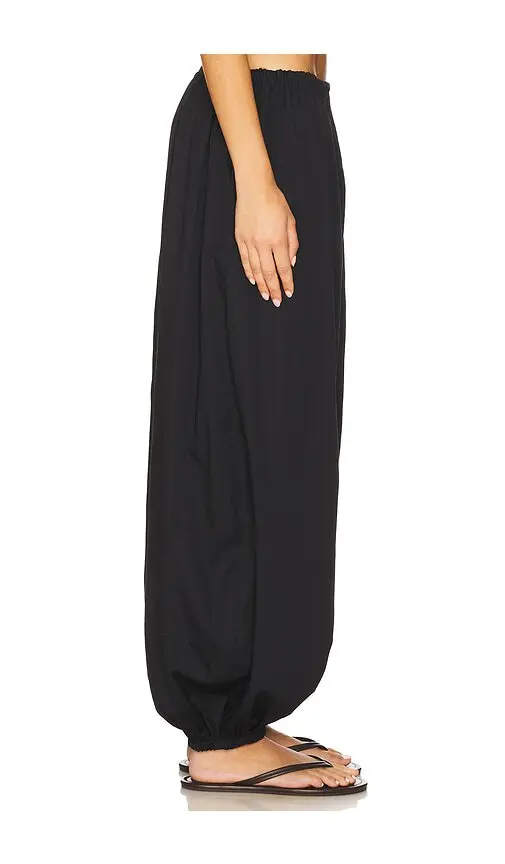 LOVERS AND FRIENDS Emilia Pant