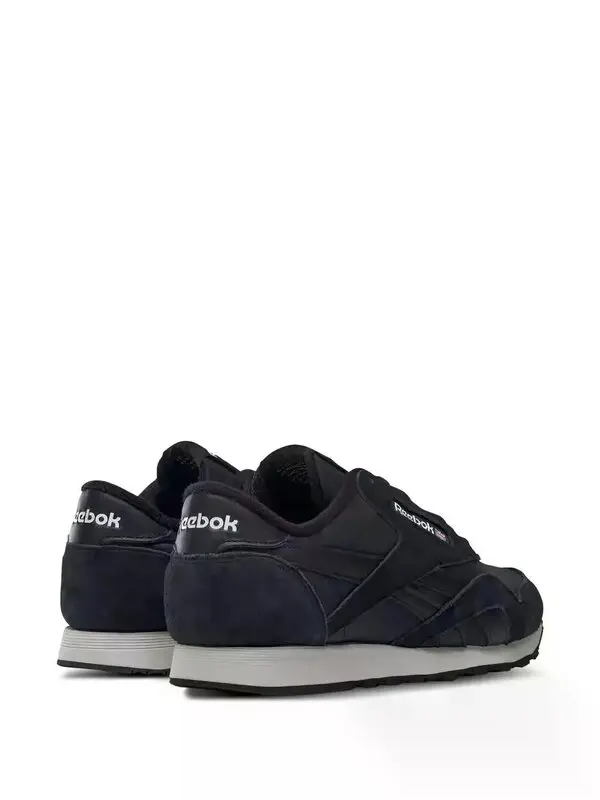 REEBOK Classic Sneakers