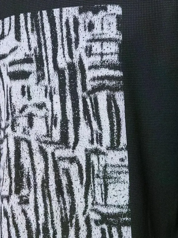 Nike Long Sleeve Waffle Knit Graphic T-shirt