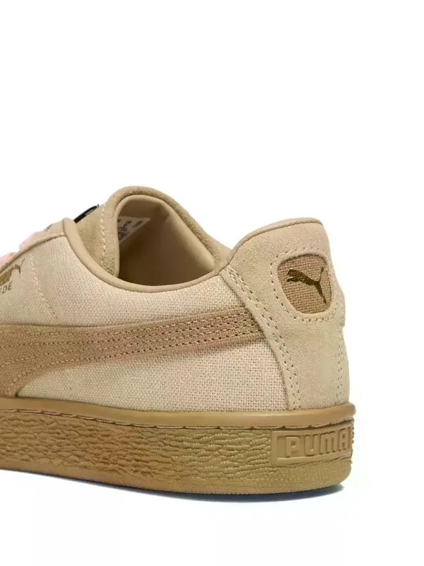 PUMA Suede Low Top Sneakers With Gum Sole