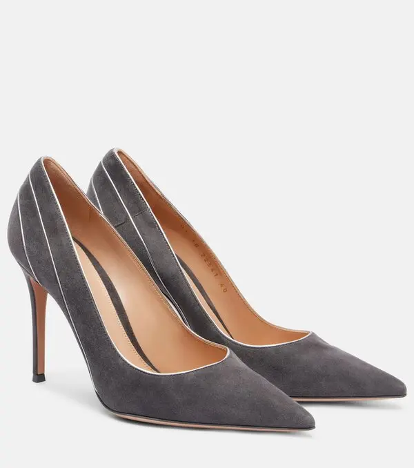 GIANVITO ROSSI Pointed Toe Suede Pumps - Grey