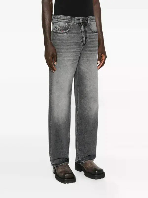 DIESEL® 2001 D-macro Denim Jeans
