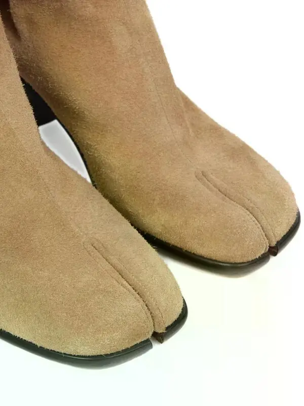 MAISON MARGIELA Suede Tabi Ankle Boots - Brown