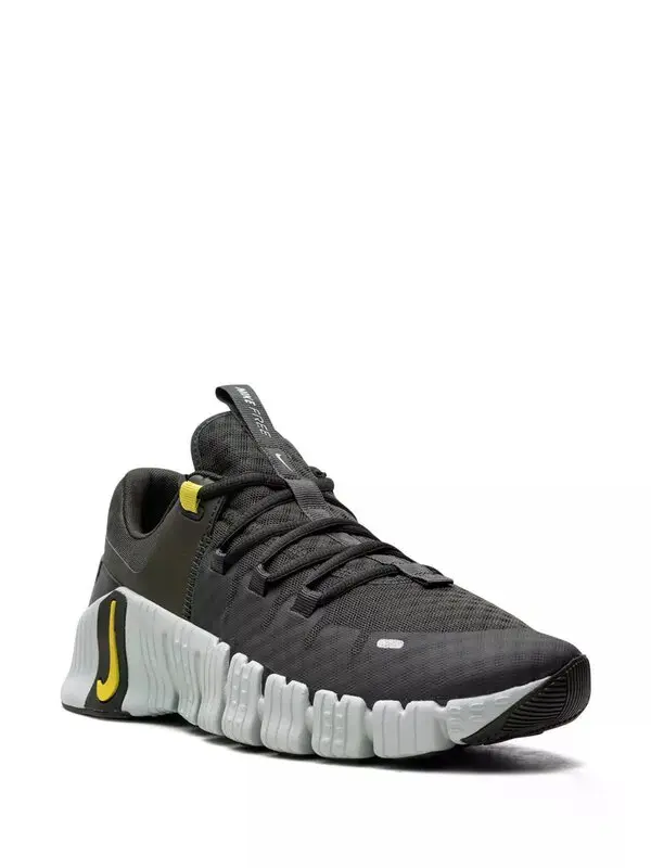 Nike Free Metcon 5 Sequoia Lace-up Sneakers - Black