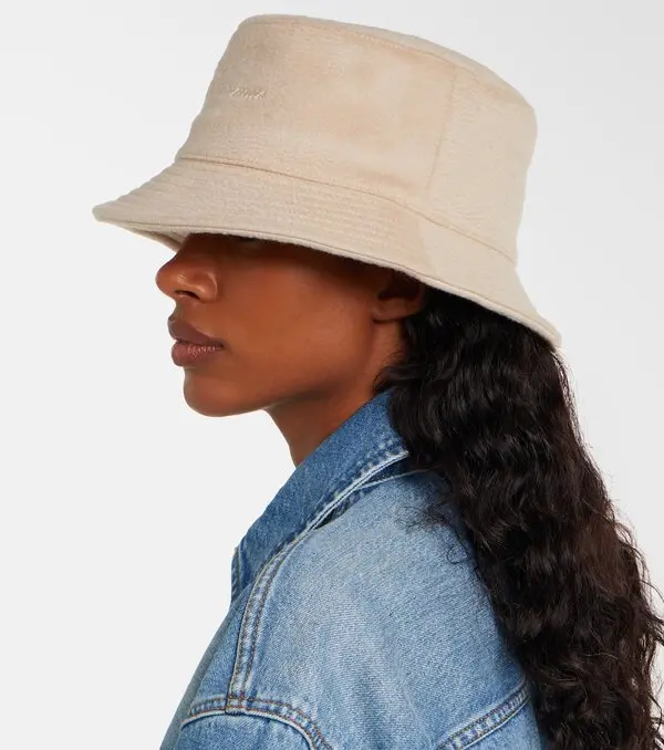 Jacquemus Wool Bucket Hat - Beige
