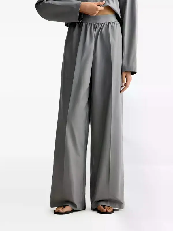 12 STOREEZ Elasticated-waistband Cotton Trousers