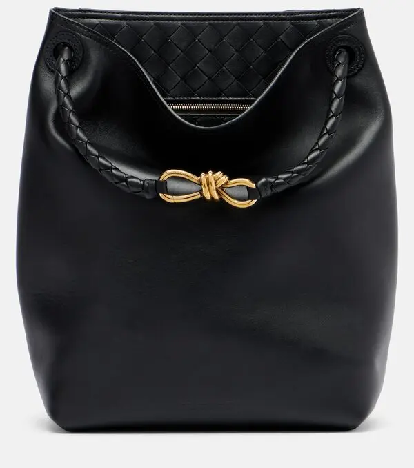 Bottega Veneta Andiamo Small Leather Bucket Bag - Black