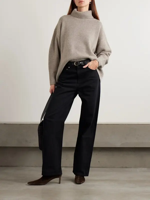 Arch4 Oversized Cashmere Turtleneck Sweater