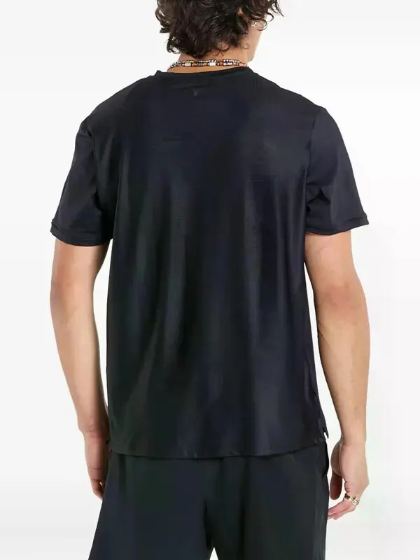 Under Armour Rock Iso-chill T-shirt With Crew Neck And Short Sleeves