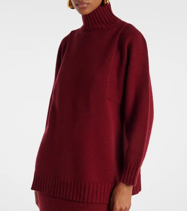 Max Mara Cashmere Turtleneck Sweater
