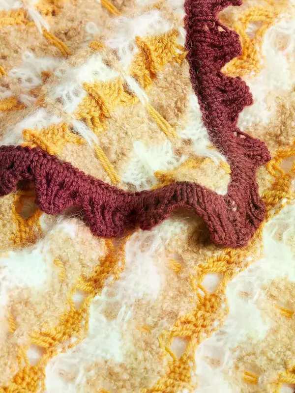 La DoubleJ Triangle-shape Crochet Scarf - Yellow