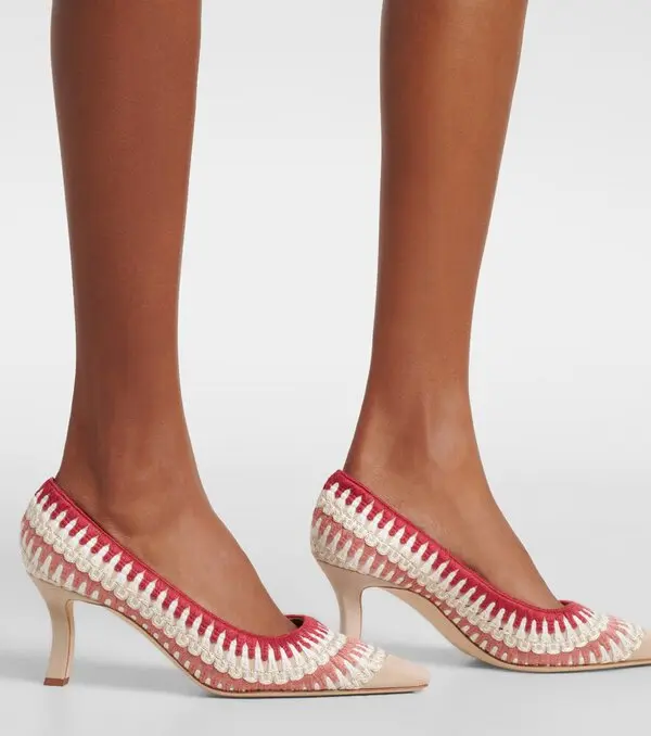 Manolo Blahnik Ombohi 70 Crochet Suede Pumps
