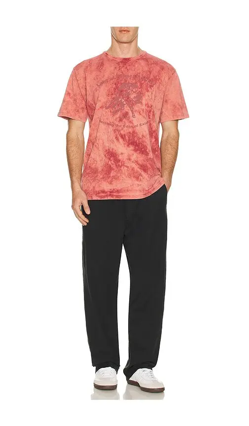 PALMES Lake Tee In . Also
