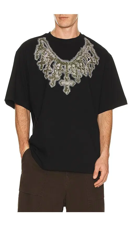 We11Done Cross Necklace T-shirt In . Also - Black