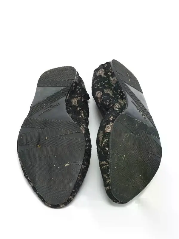 FERRAGAMO Lace Bow Ballet Flats - Black