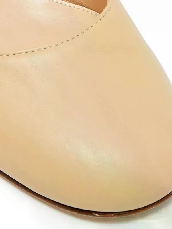 GIANVITO ROSSI Beige Leather Round Toe Block Heel Pumps
