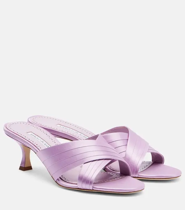 Manolo Blahnik Viera 50 Satin Mules - Pink