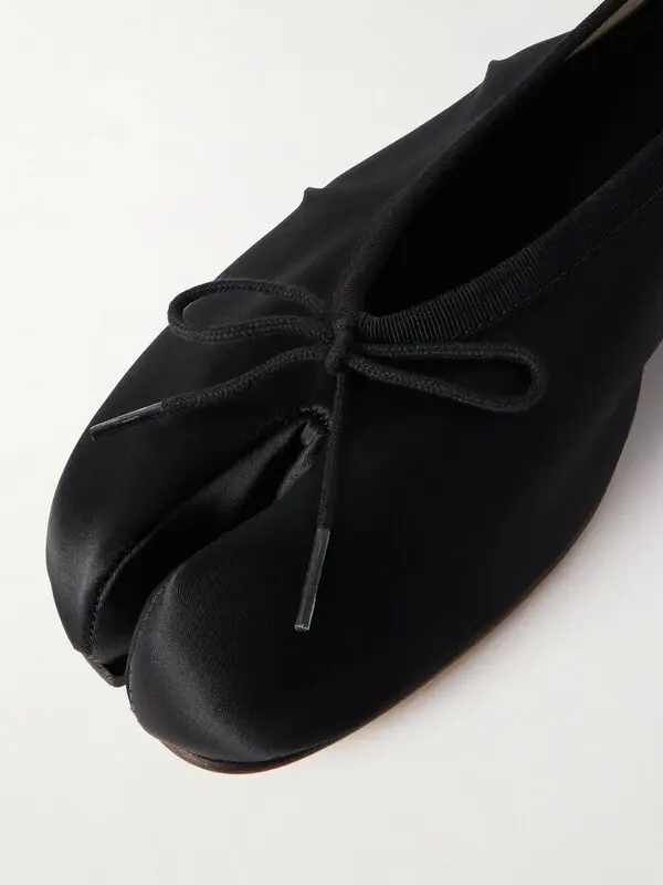 MAISON MARGIELA Tabi Split-toe Satin Ballet Flats - Black