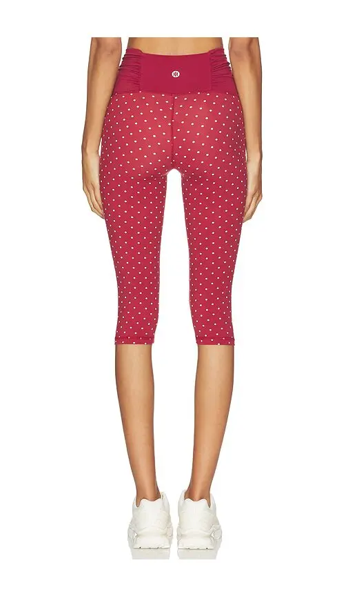 ASTORIA Capri Leggings