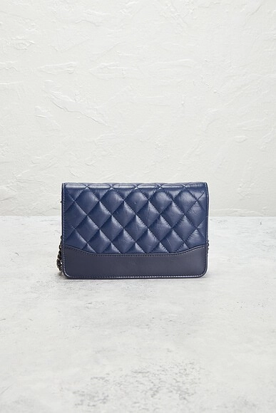 Chanel Calfskin Gabrielle Wallet On Chain