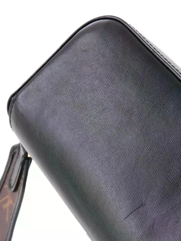 LOUIS VUITTON Officier Pouch Leather Shoulder Bag