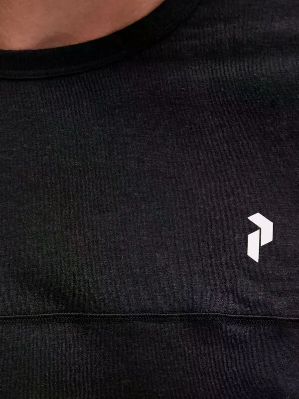 PEAK PERFORMANCE Logo Crewneck Sweater