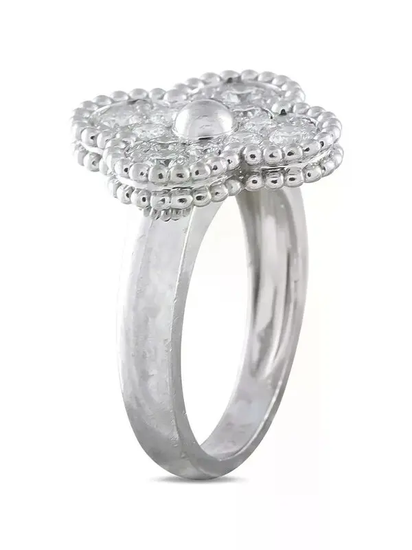 Van Cleef & Arpels Diamond Ring In 18k White Gold