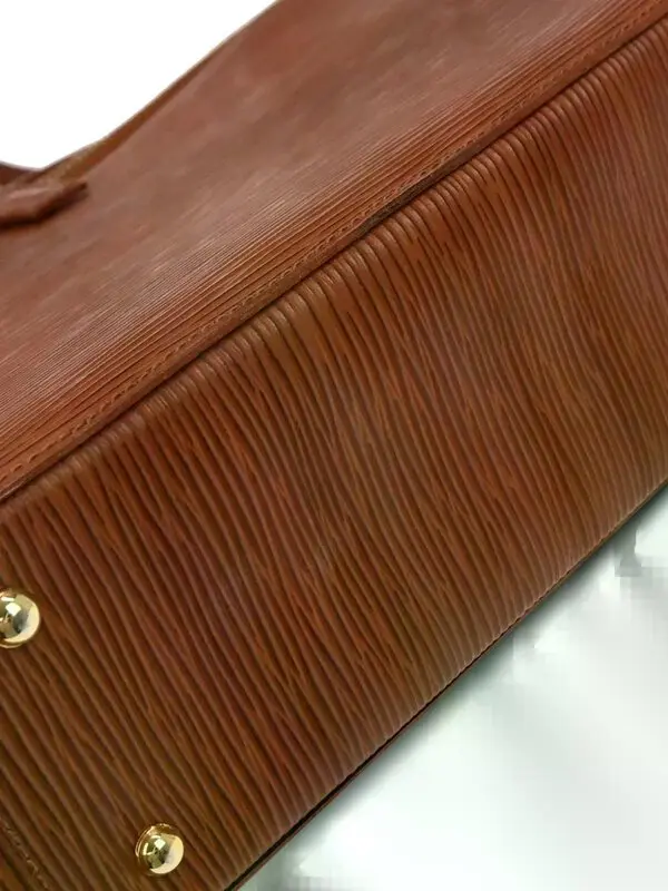 Fendi Textured Leather Shoulder Bag