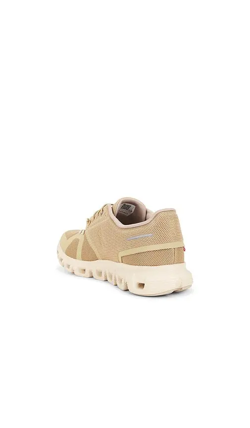On 6 Lace-up Trainers - Brown