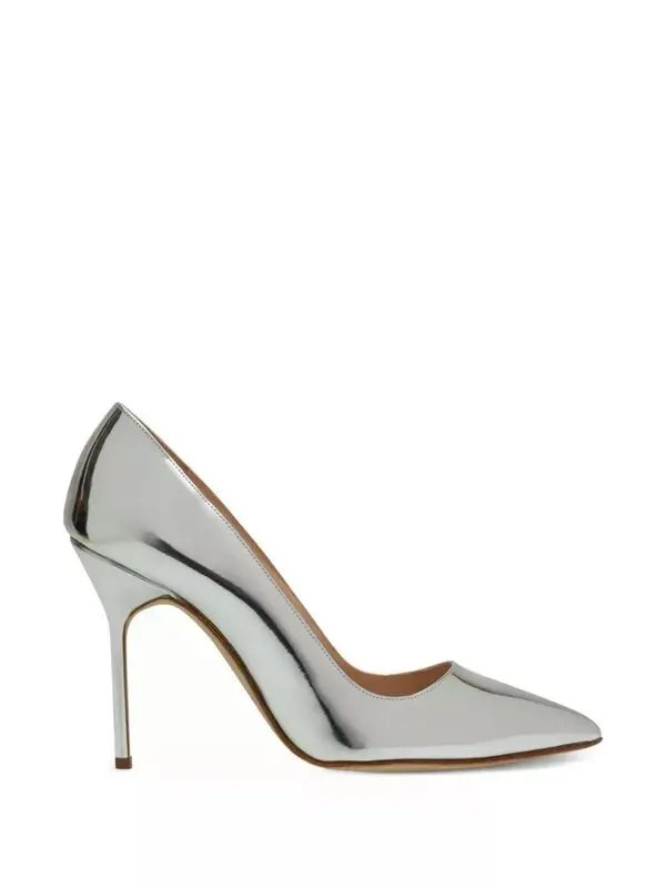Manolo Blahnik Pointed Toe Stiletto Heel Pumps - Silver