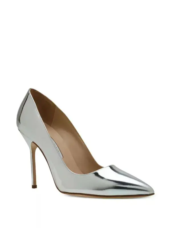 Manolo Blahnik Pointed Toe Stiletto Heel Pumps