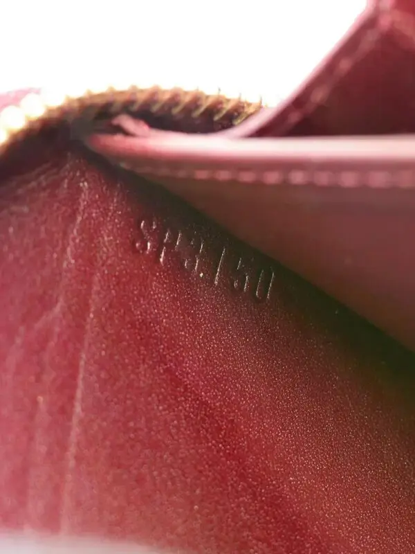 LOUIS VUITTON 2010 Zippy Monogram Vernis Wallet