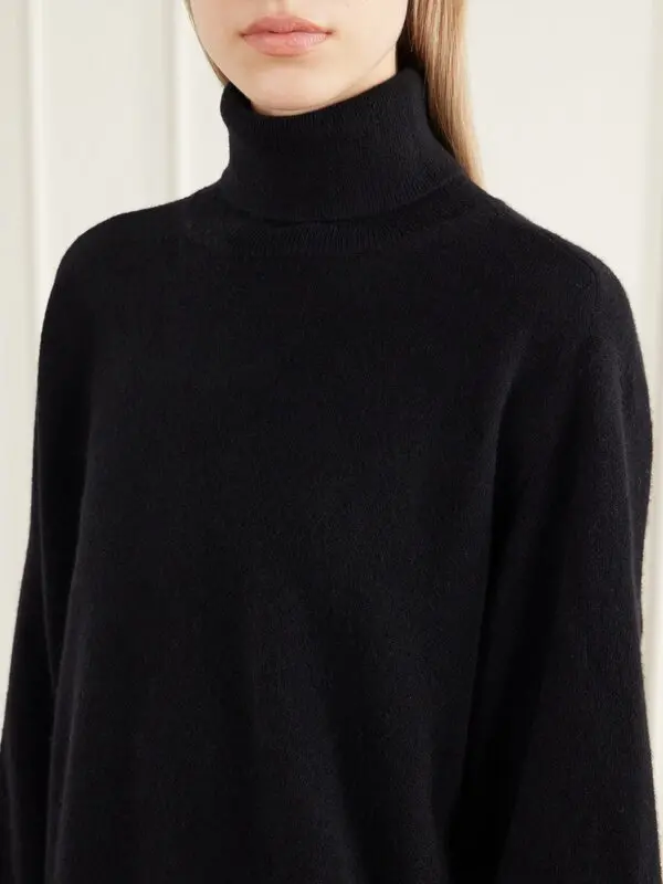 SSSTEIN Wool Turtleneck Sweater