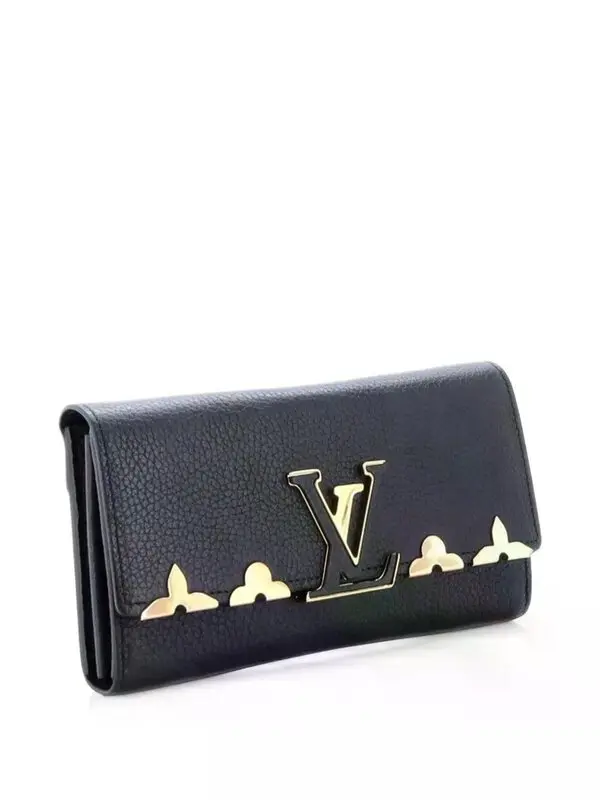 LOUIS VUITTON Capucines Wallet Leather With Embellished Detail Long Small Wallets