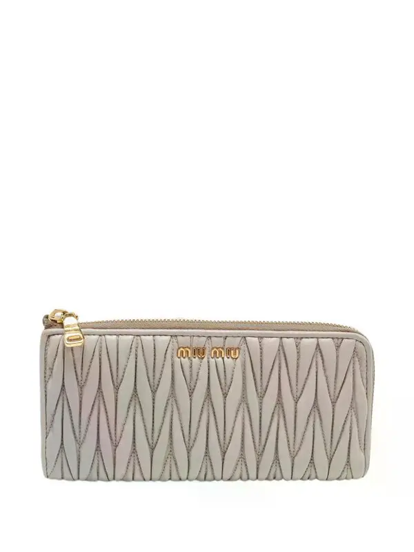 Miu Miu Matelassé Leather Wallet - Grey