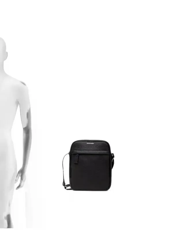 TRUSSARDI Medium Logo-print Pebbled Messenger Bag - Black