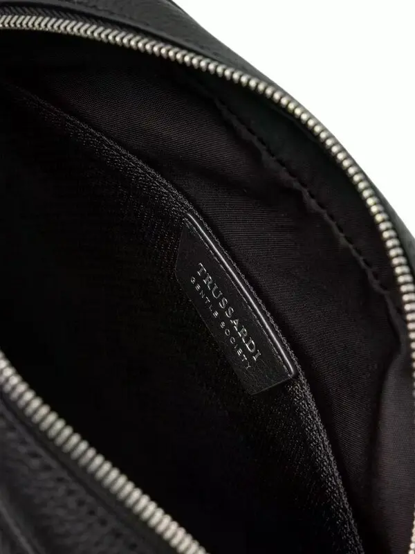 TRUSSARDI Medium Logo-print Pebbled Messenger Bag
