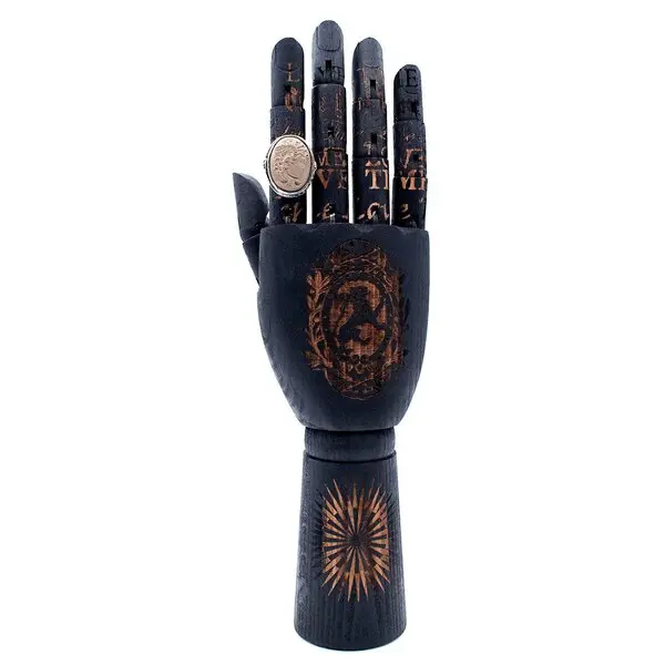 GEM KINGDOM Wooden Display Hand Lion