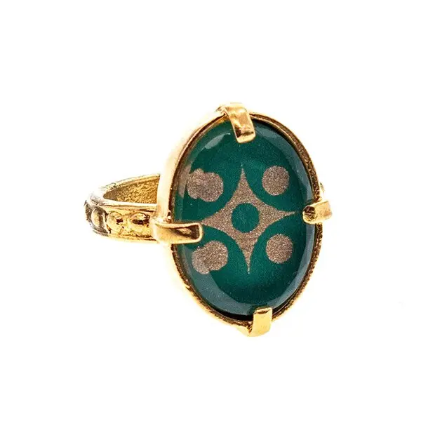 GEM KINGDOM Green Star Intaglio Ring - Green/gold