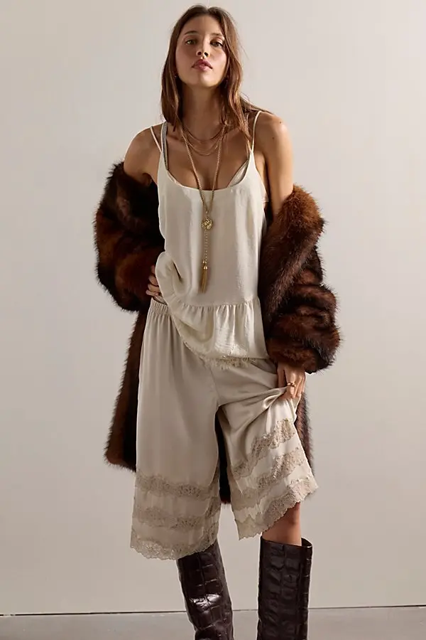 INTIMATELY Cloud Kiss Shorts At - Tea