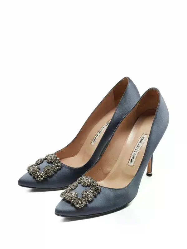 Manolo Blahnik Hangisi Crystal-embellished Pumps - Grey
