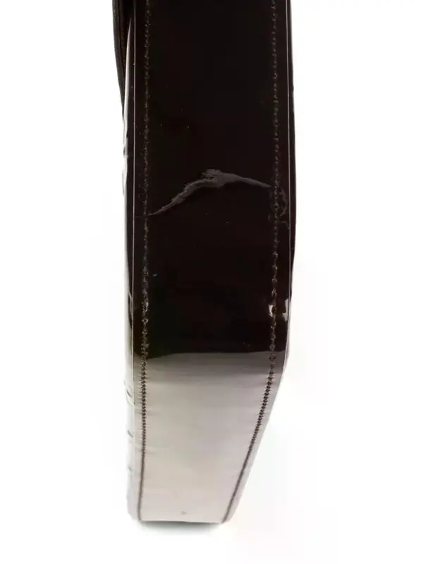 LOUIS VUITTON Pochette Félicie Monogram Vernis Shoulder Bag