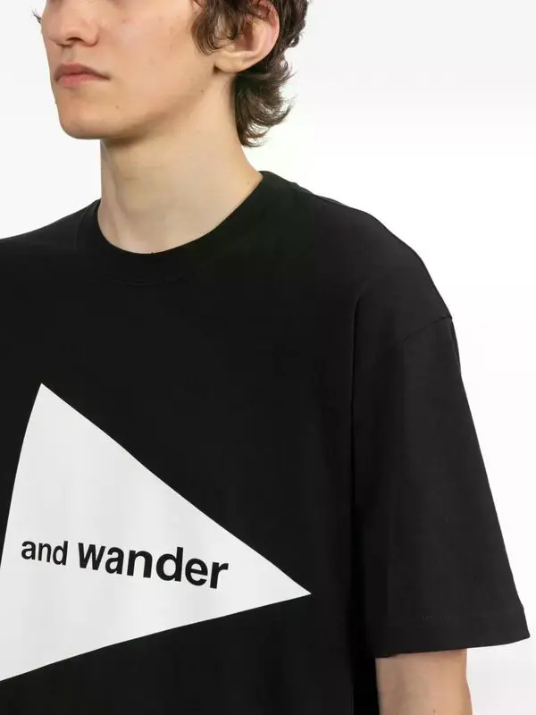 AND WANDER Logo T-shirt